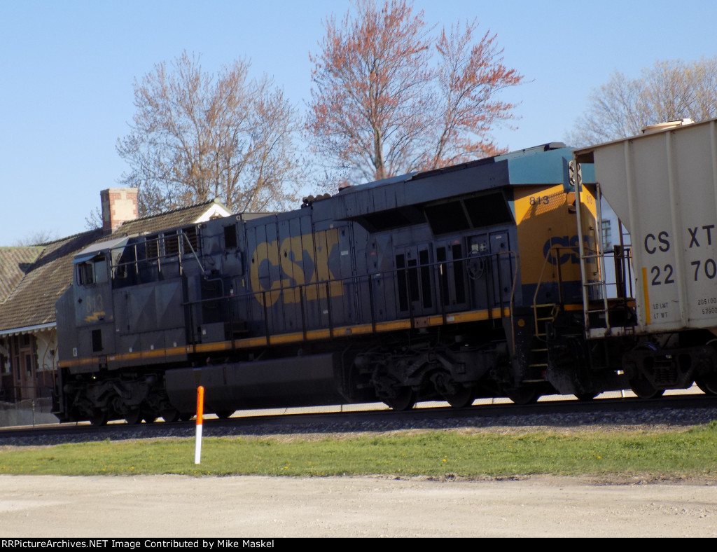 CSX 813